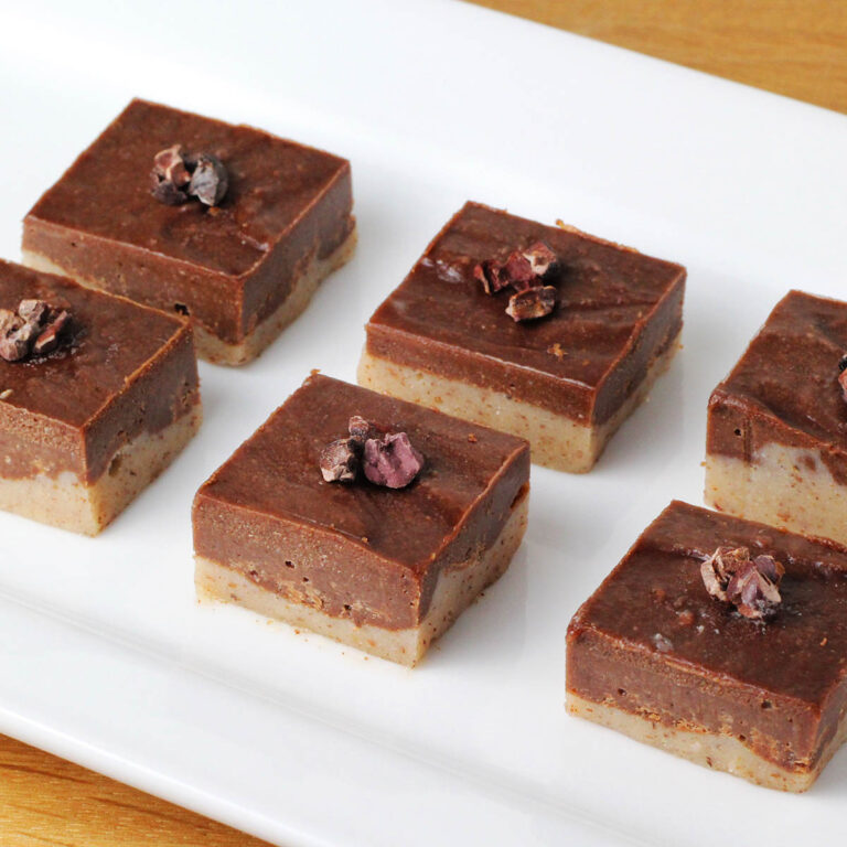 50+ DELICIOUS Protein Powder Snacks Recipes - proteincakery.com
