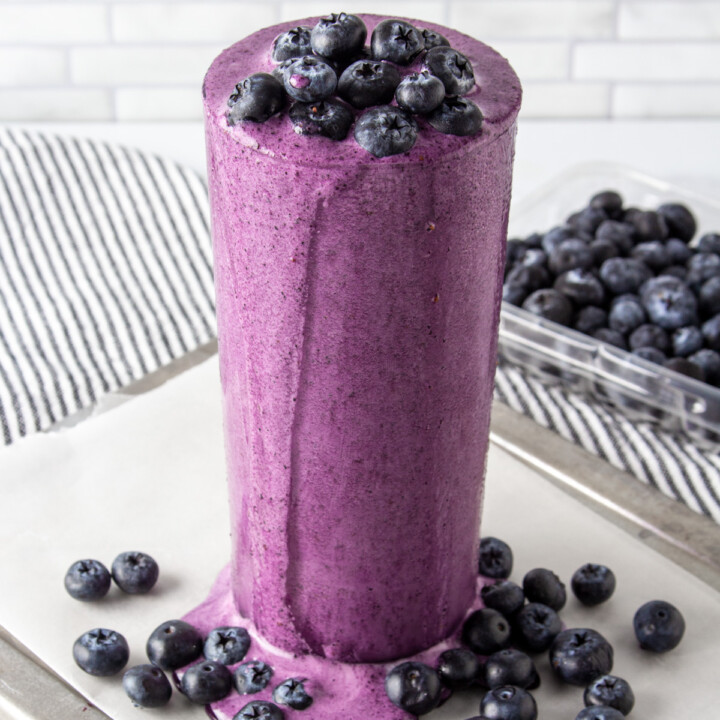 Blueberry Protein Shake (High Protein Smoothie) - proteincakery.com